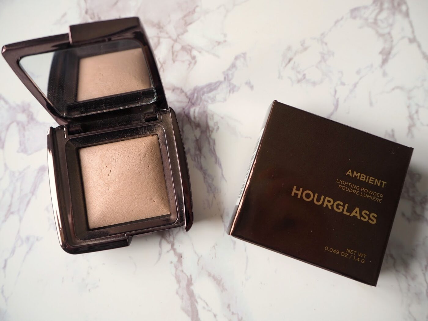 Hourglass Ambient Lighting Powder in Dim Light - 2024 Guide